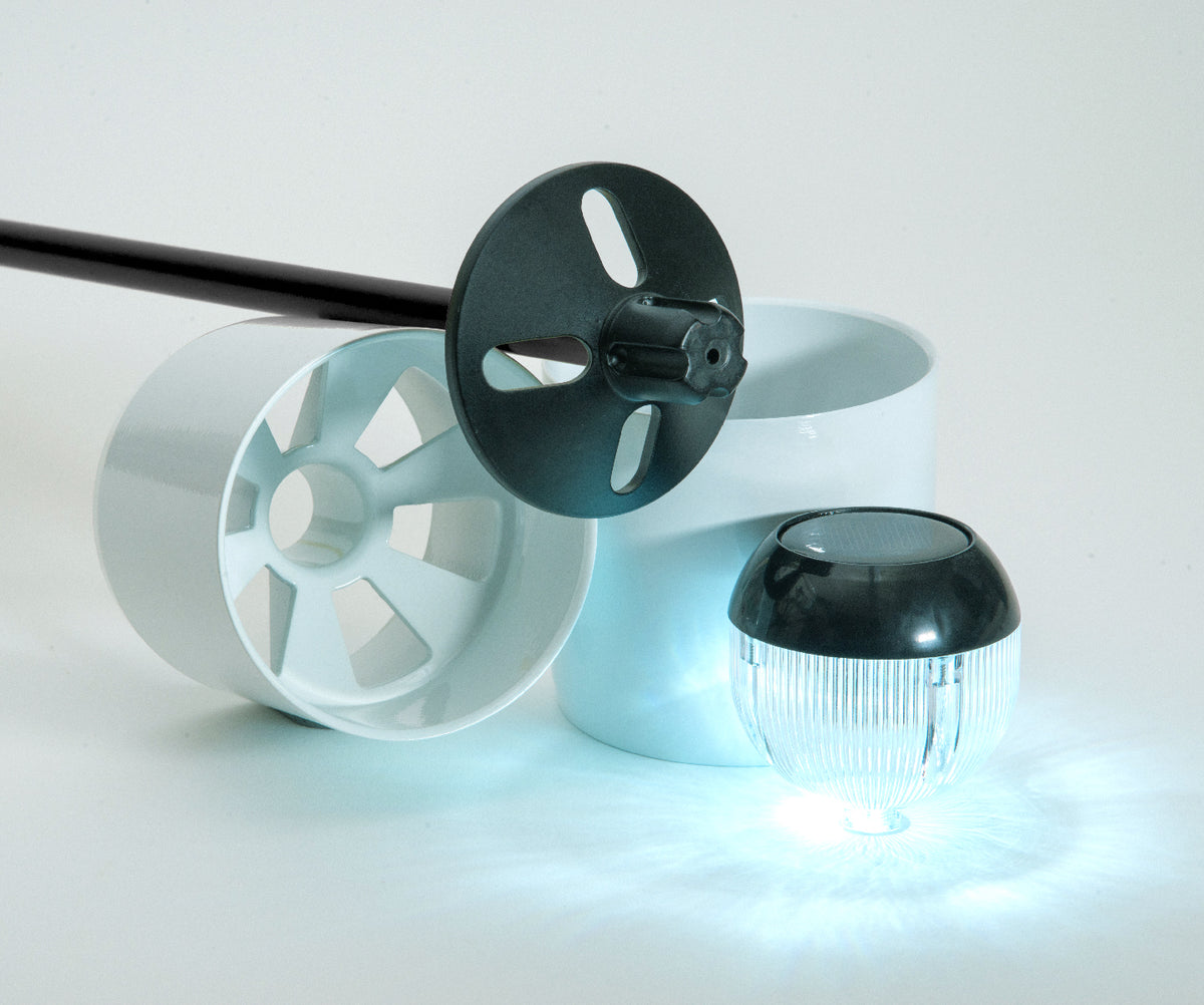 Buy Solar Flag Pole Top Light Online | Golf Supply Direct